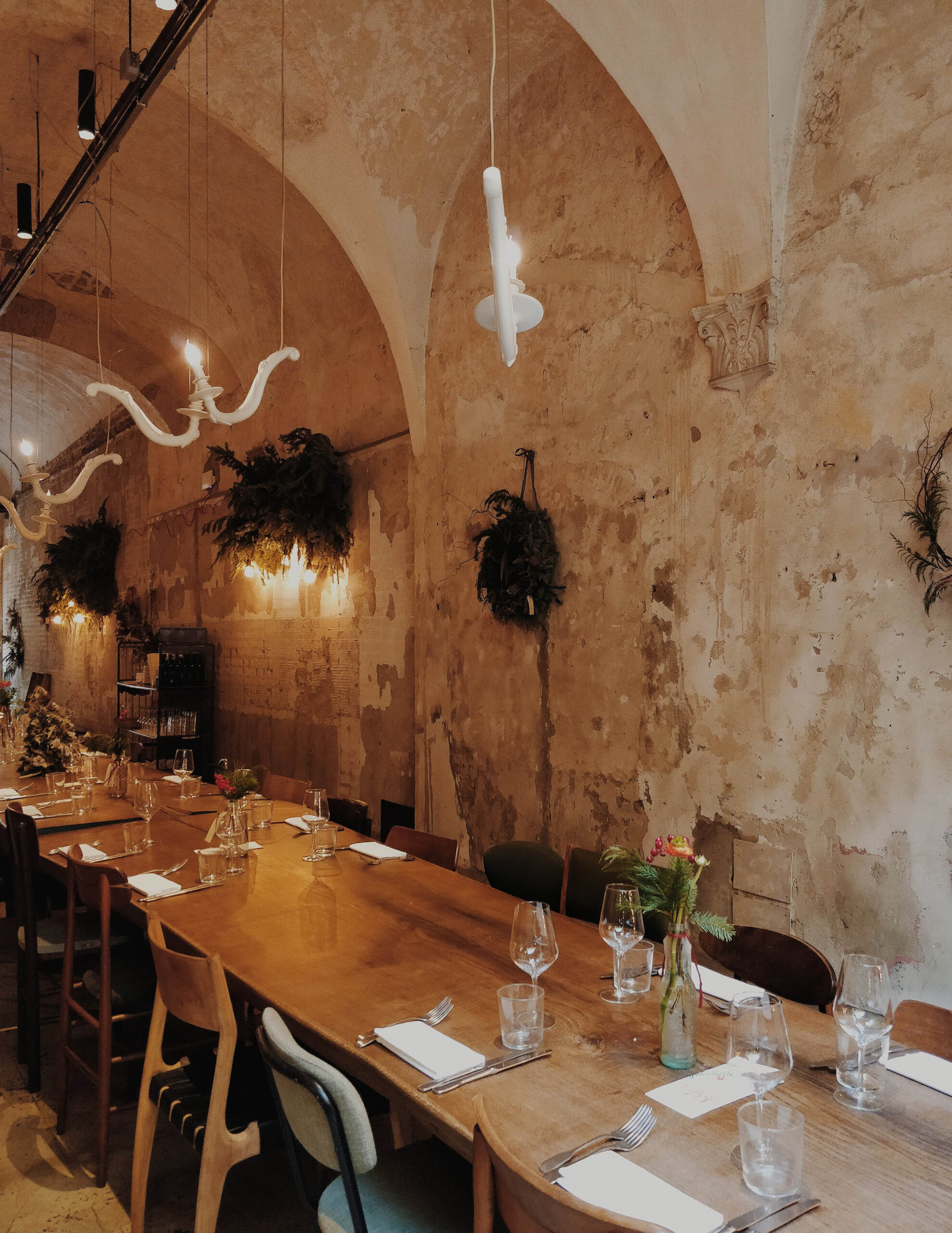 Top 12 Restaurants to visit in Florence, Italy / Blogger Food Guide